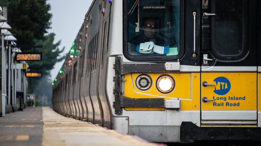 Mta S Long Island Rail Road Strike Plan Released As It Braces Riders