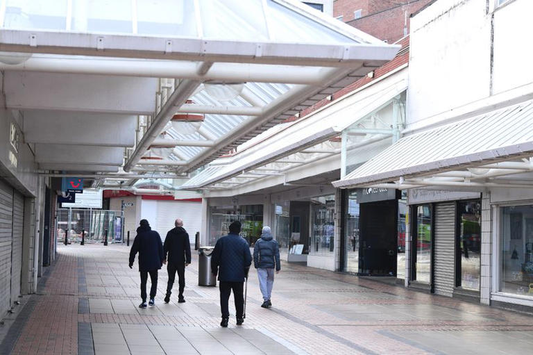 Shopping centre managers could get £2.5m from council
