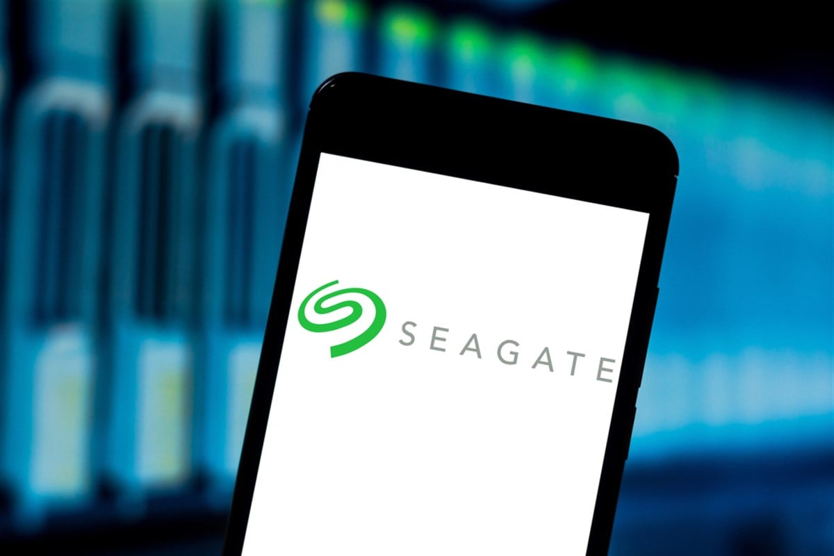 Seagate Technology Leads S&P 500: What's Behind Its 120% Gain?
