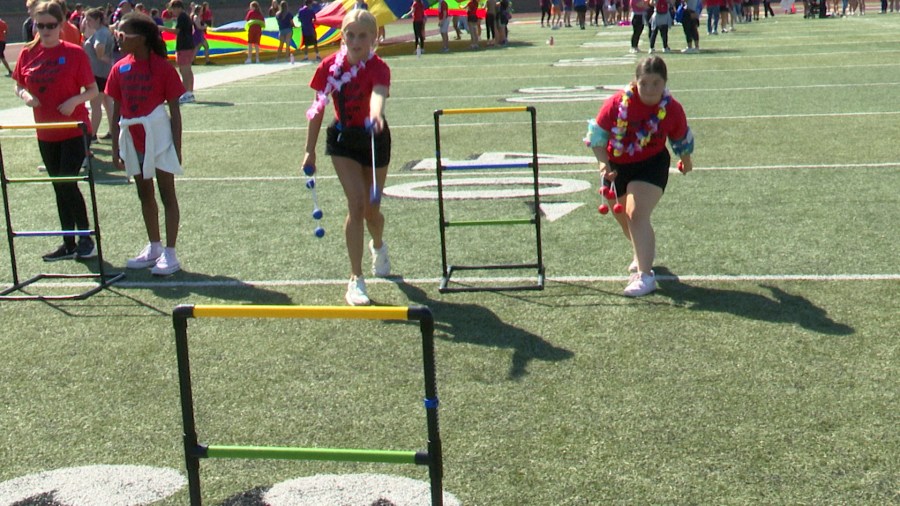 Extra Effort: Unified PE students compete in ‘field day’ at East Peoria