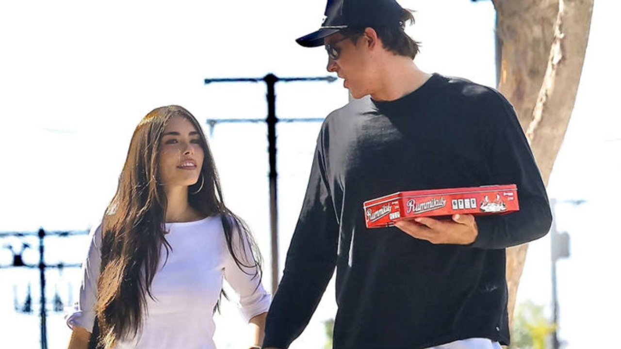 "I burst into tears": Justin Herbert’s rumored girlfriend Madison Beer ...