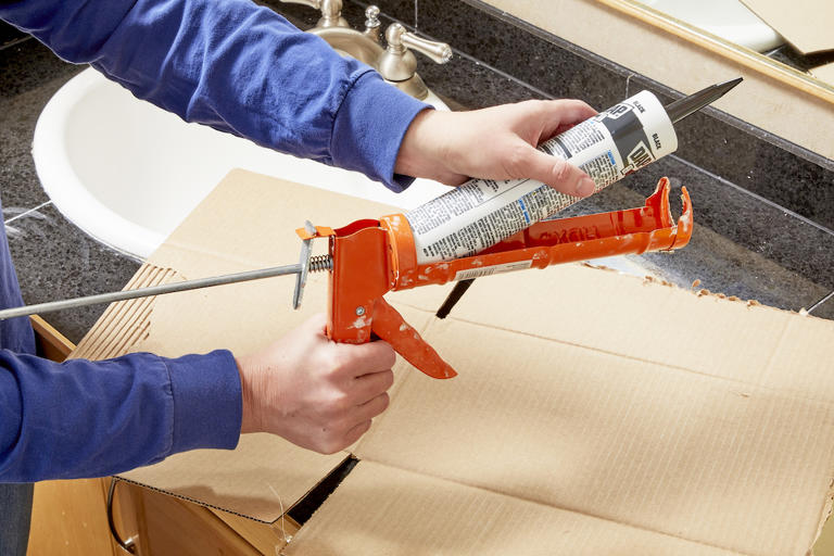 How to Use a Caulk Gun