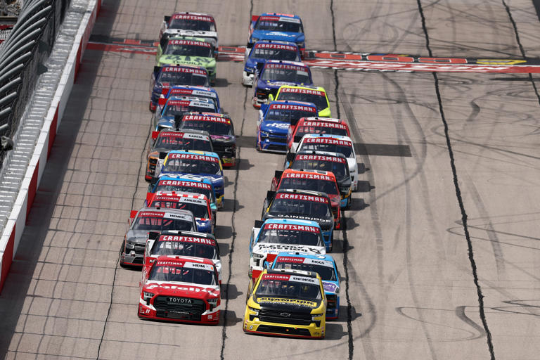 How to Watch UNOH 200: Live Stream NASCAR Craftsman Truck Series, TV