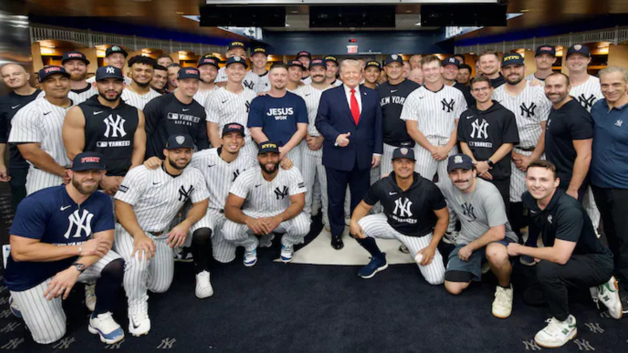Trump Now Booed At Yankees Game After US Open Final, Flashes Thumbs Up ...