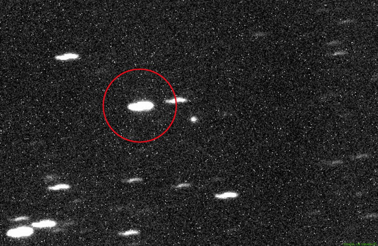 Manhattan-sized interstellar object 3I/ATLAS now turning green as ...