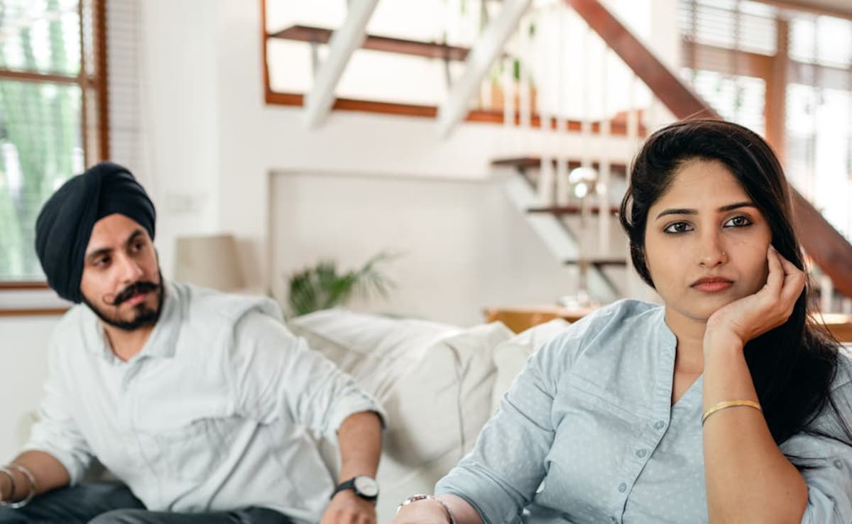 Married Couples Often Share Mental Health Patterns, Psychiatric ...