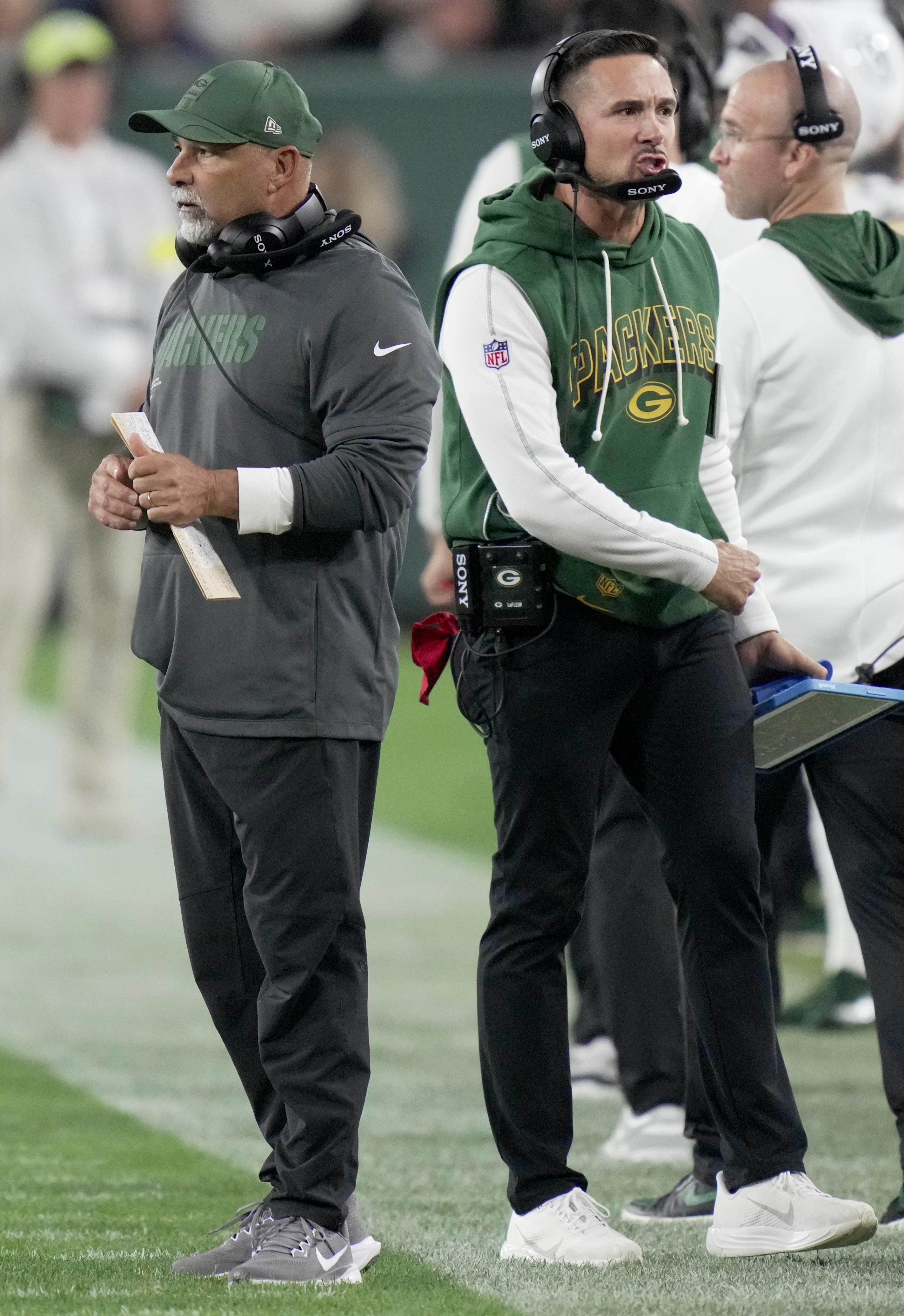 Packers blocked extra point in first half vs Cowboys continues special ...