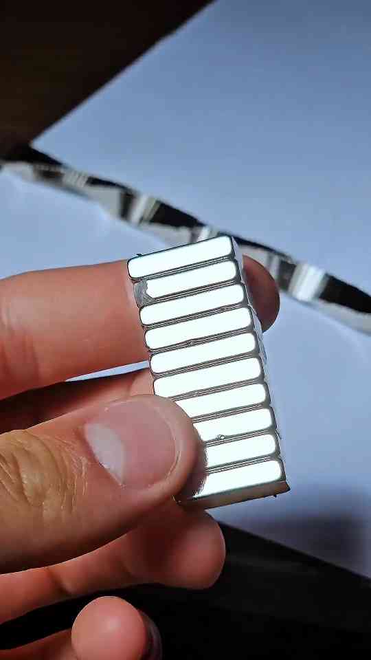 How strong are neodymium magnets?