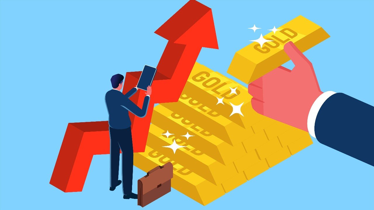 Gold hits record highs. 3 key reasons behind the rally