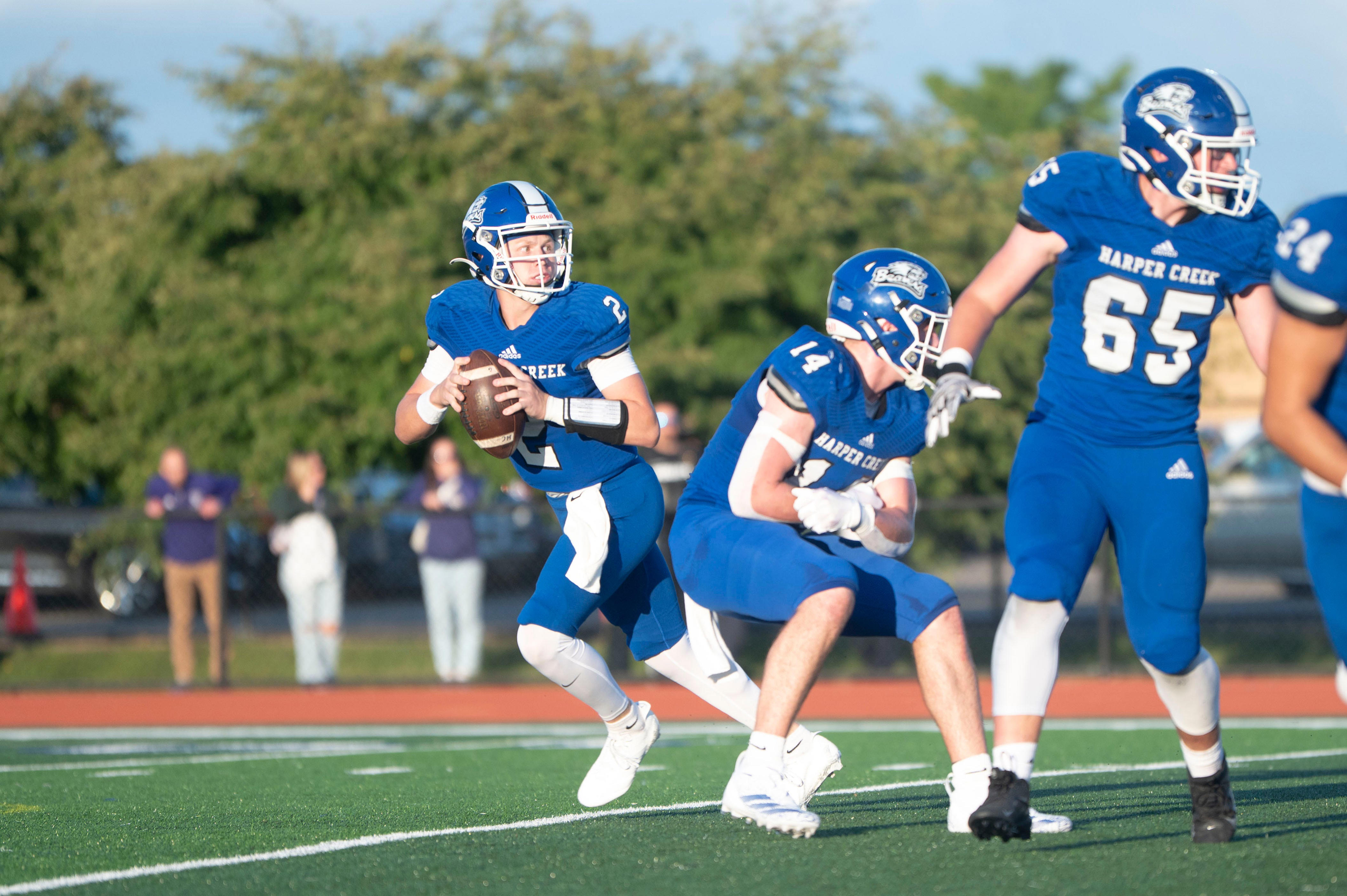 Vote: Who is the best high school quarterback in football in Battle ...