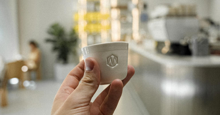 A hely, ahol filterkávé-fanatikusok lettünk – Megnyitotta második ...