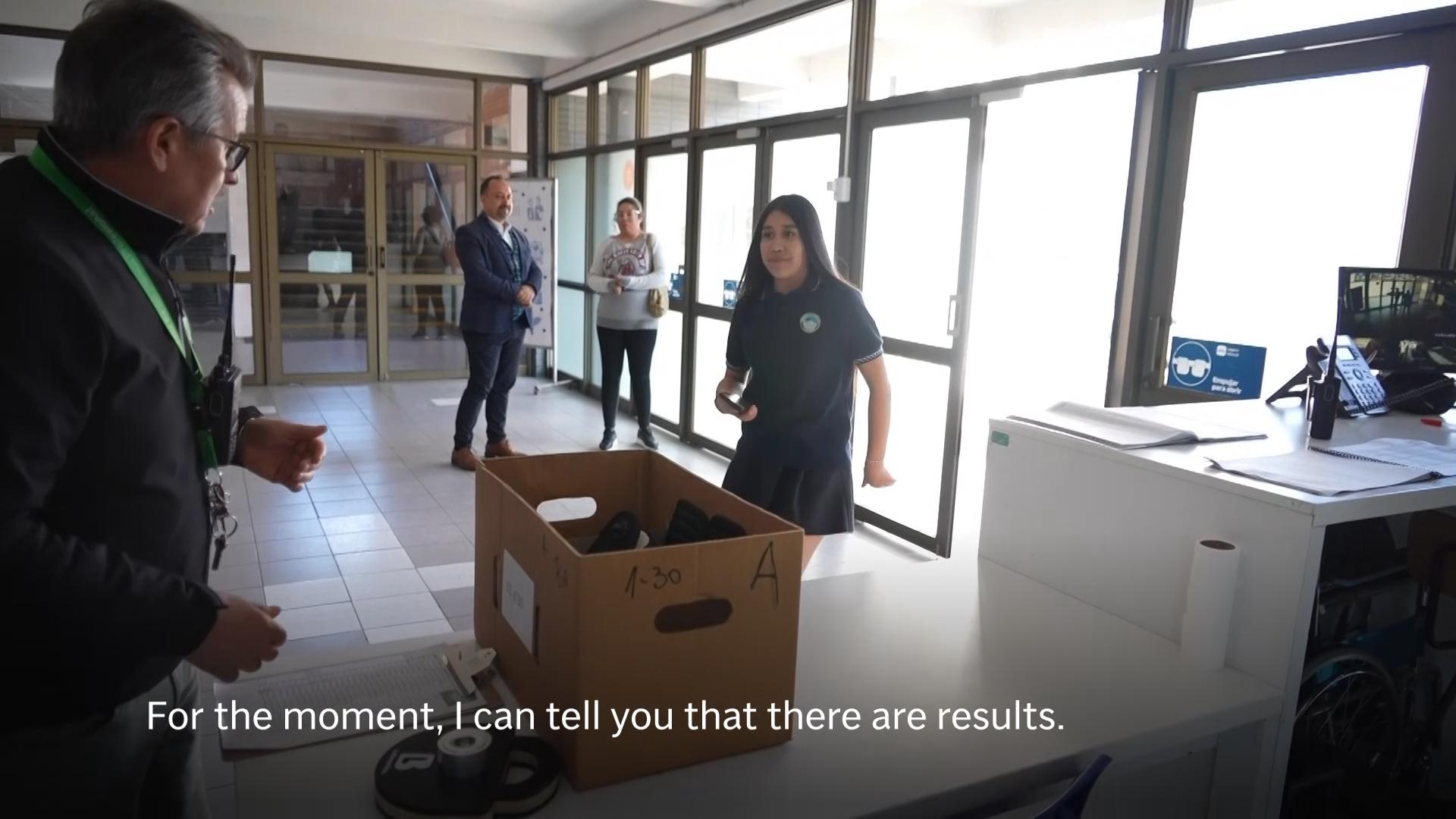 Chilean school blocks phones as students rediscover real-world connections