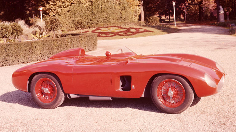 The Ferrari Testarossa is back: here's every ‘red-head’ you need to ...