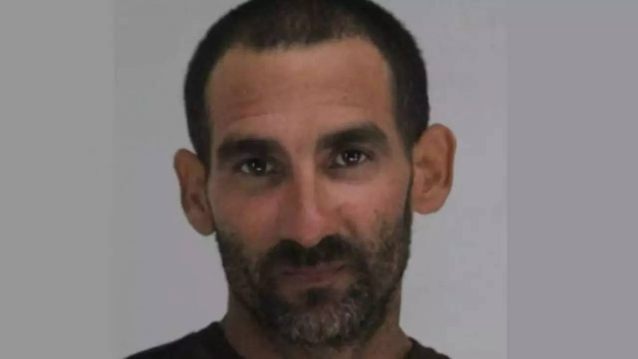 Cuban immigrant Yordanis Cobos-Martinez beheads Dallas motel manager ...