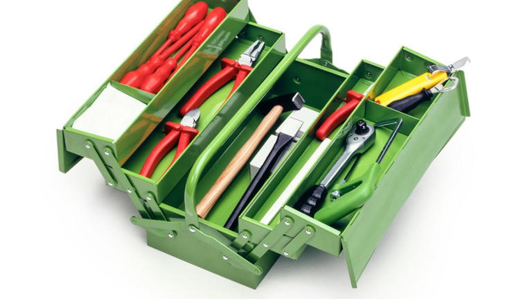 Is There A Right Way To Organize Your Tool Chest? Here's What You ...