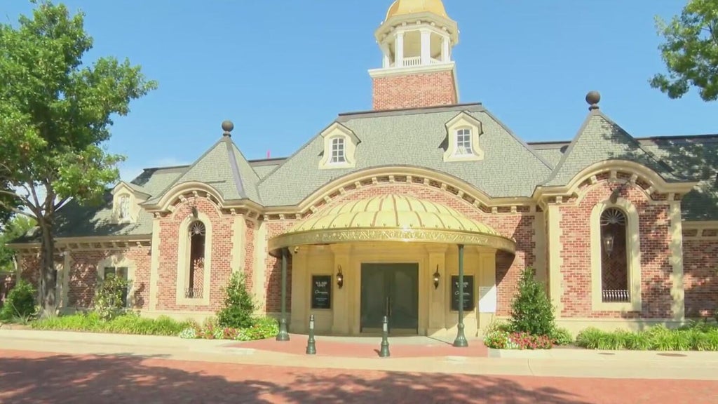 Upscale Dallas social club clashes with city in high-stakes poker fight