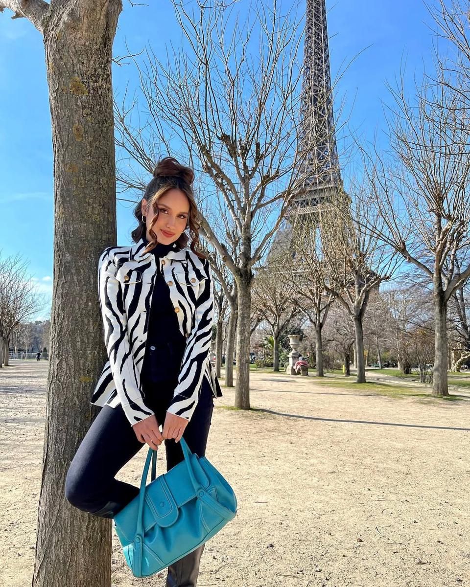 Intip Gaya Rambut untuk Liburan a la Cinta Laura Kiehl, Fresh dan ...