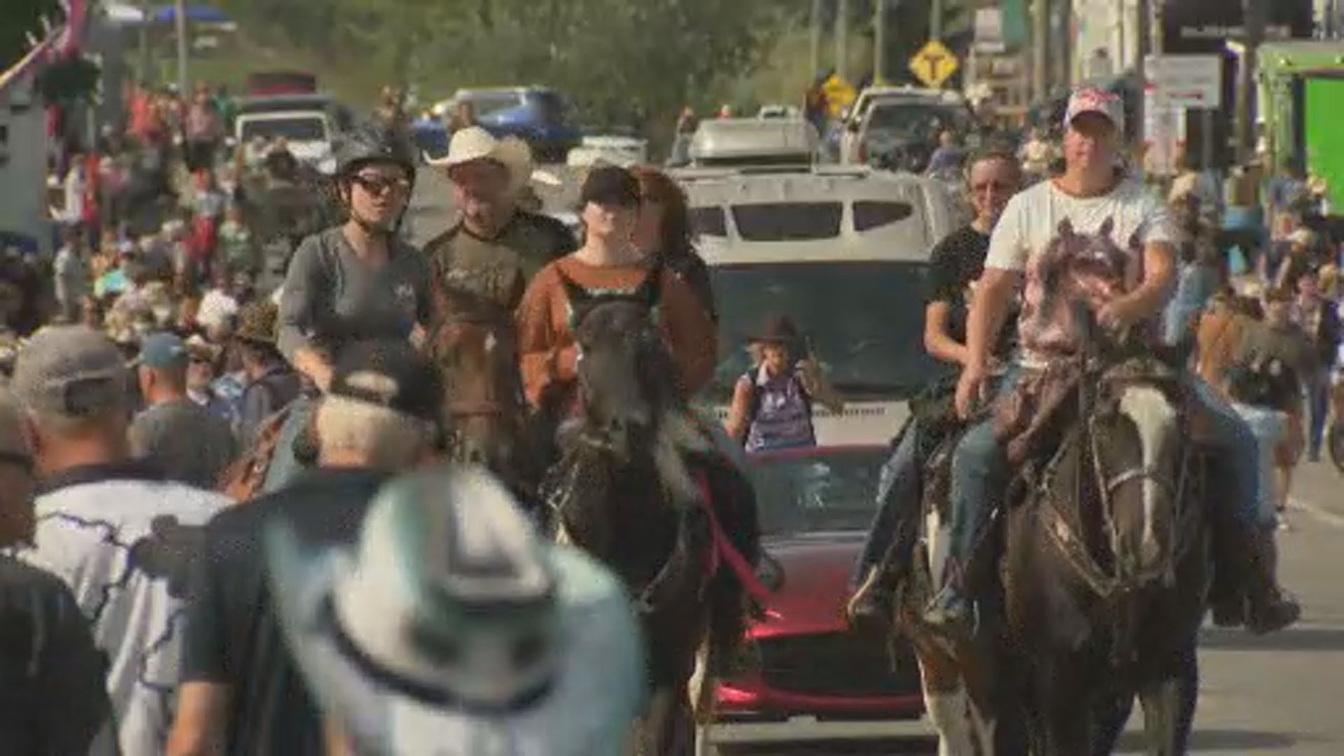 Cowboys in Quebec? Inside province's largest annual rodeo festival