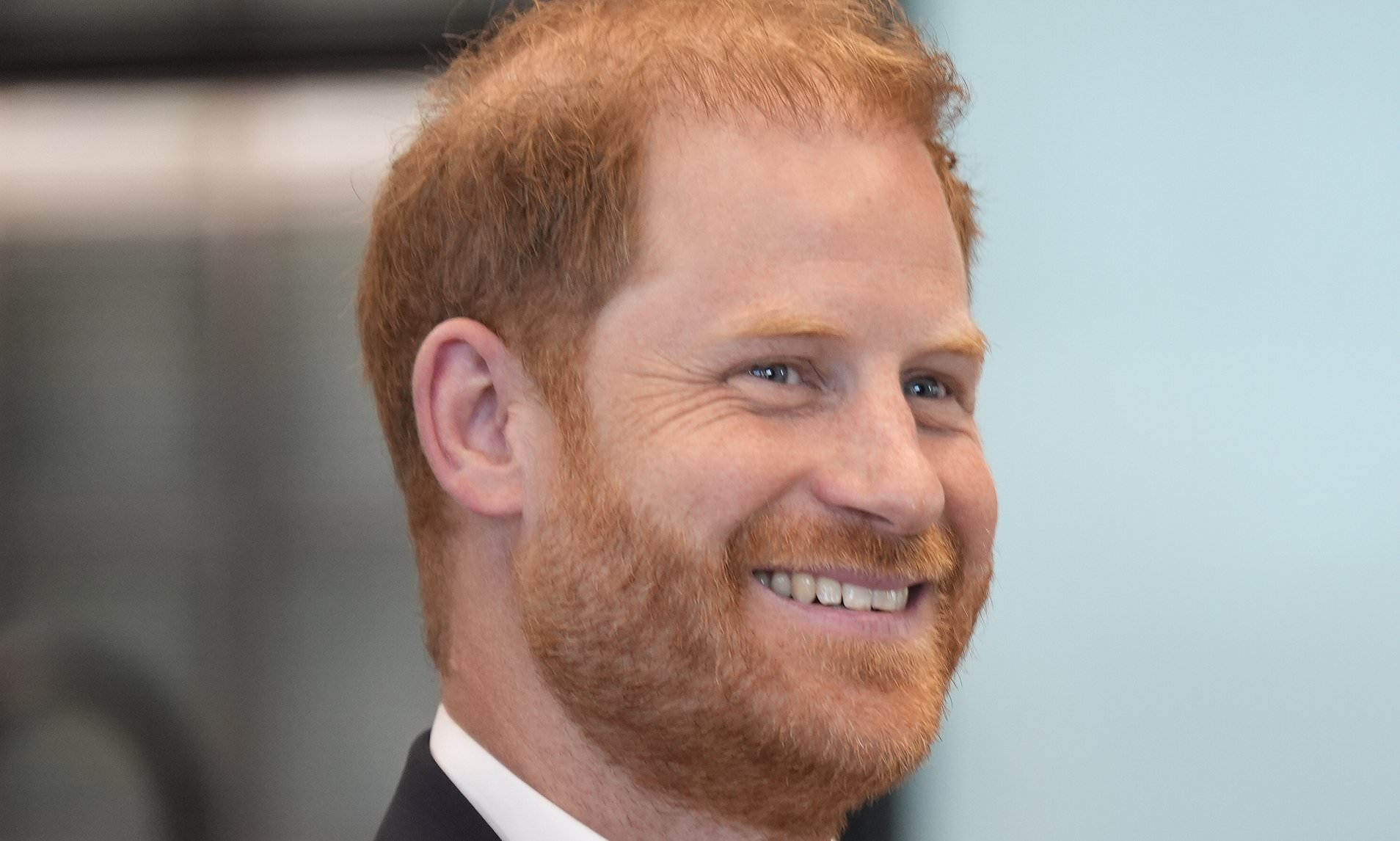 Prince Harry makes surprise visit to Kyiv as he pledges help for ...