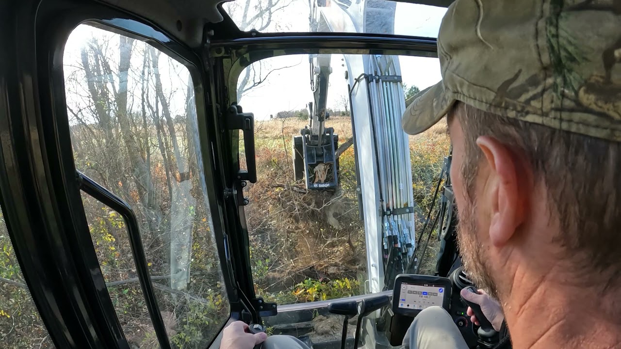 Looking Back: Clearing a Food Plot Ditch With the Bobcat E42 R2 Mini ...