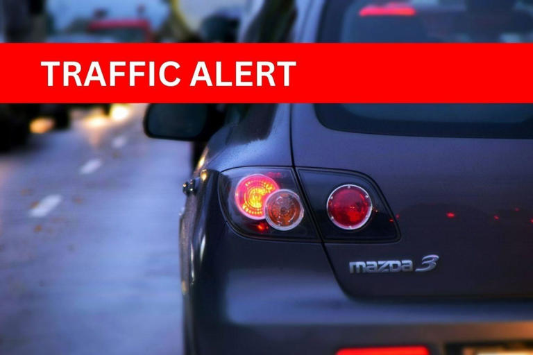 A27 drivers face 'long delays' of 40 minutes as broken down lorry ...