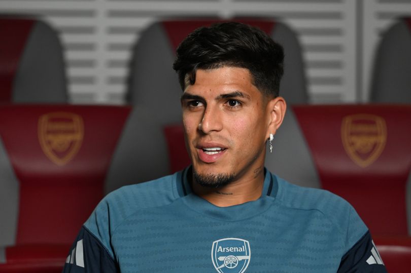 Piero Hincapie sends five-word Arsenal message after first training session