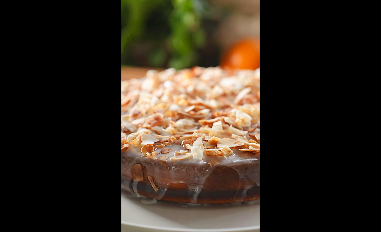 I never thought an olive oil cake could taste so good!