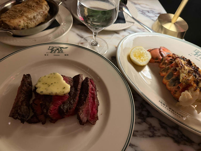 We dined at Patrick Mahomes and Travis Kelce's KC steakhouse. Take a look