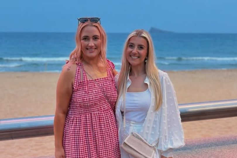 Inside Gogglebox sisters Izzi and Ellie Warner's lives off-screen ...