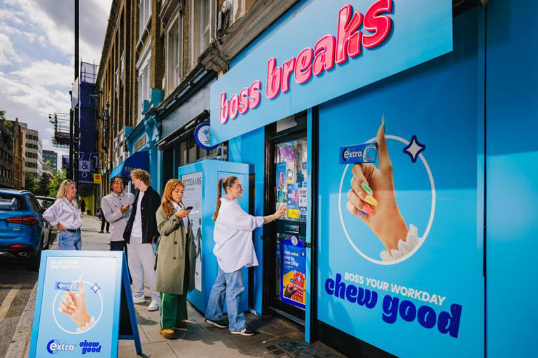 Gen Z's a message away from meltdown as 94% plagued by workplace micro ...