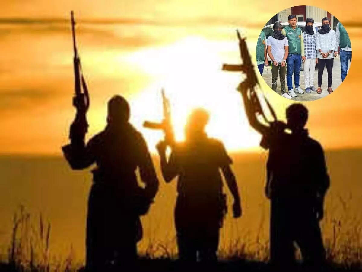 Delhi terror alert: Police bust jihadi group plotting suicide bomb ...