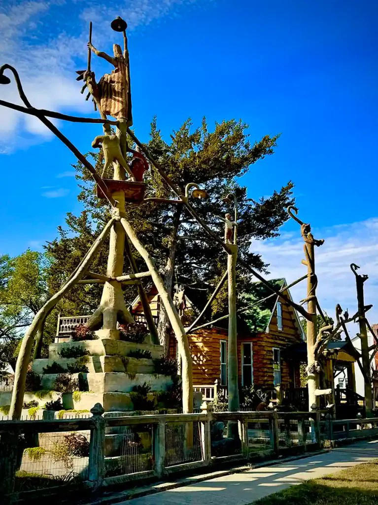 4 Weird Towns in Kansas: Kick Up Your Boots