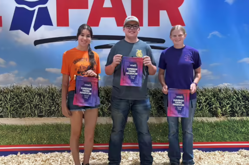 Stephenson County's Ella Gunderson earns Superior Young Dairy Producer ...