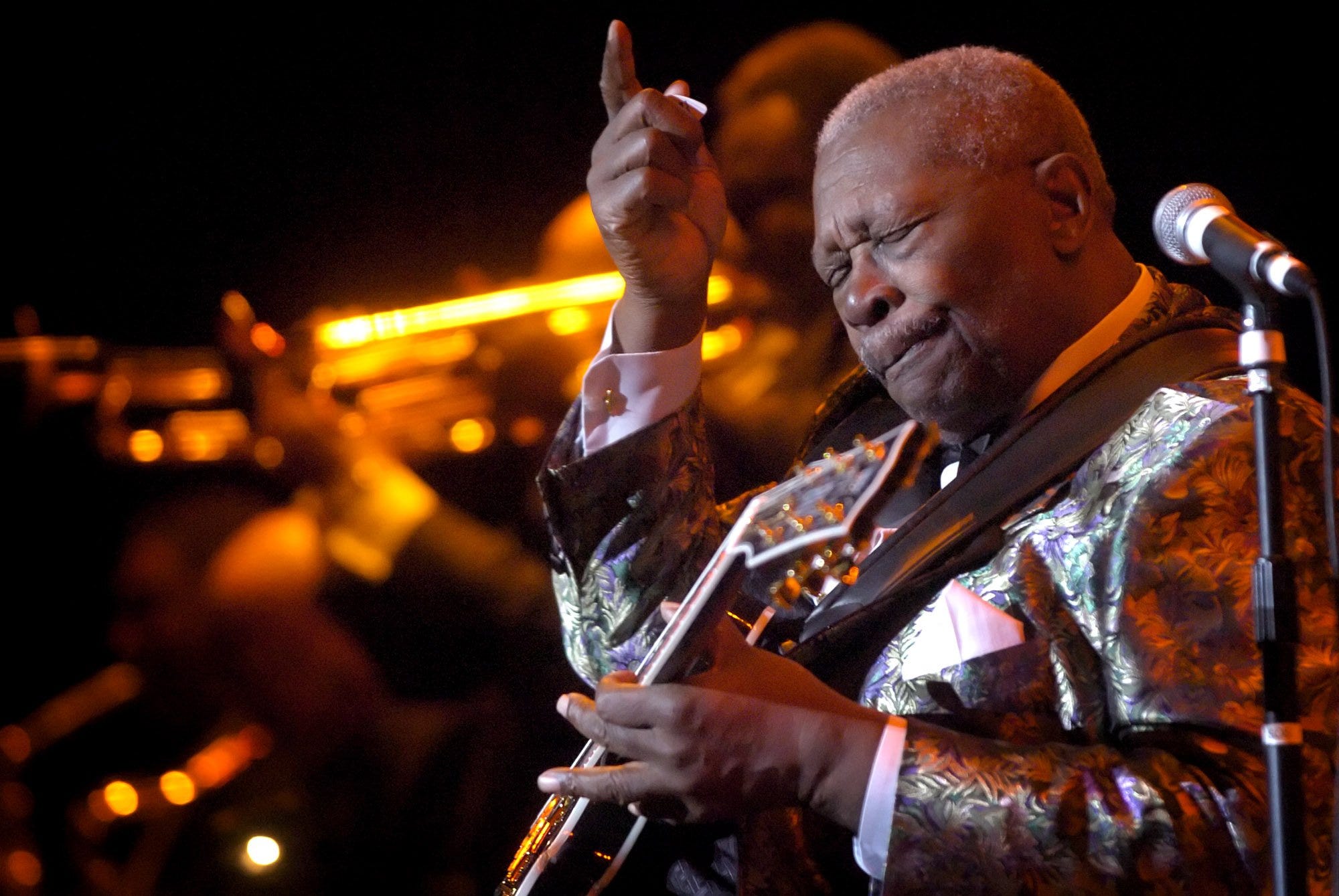 BB King’s ‘Lucille Talks Back’ gets all-star remake