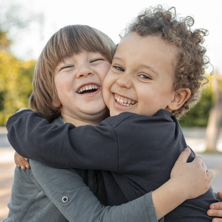 10 nostalgic sibling stories that capture the kind of family love we ...