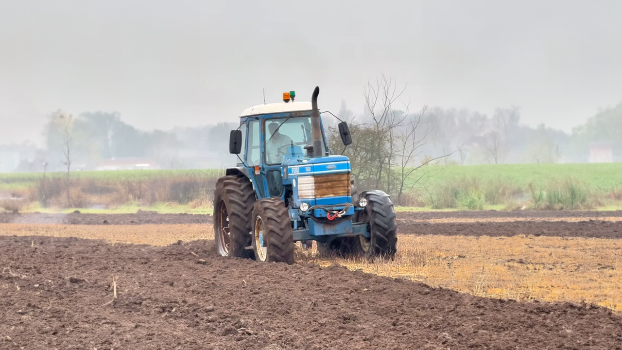 Blue power icon: The endurance of the Ford TW25