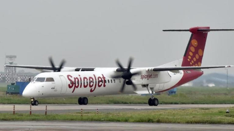 SpiceJet aircraft loses wheel during take-off from Kandla, lands safely ...
