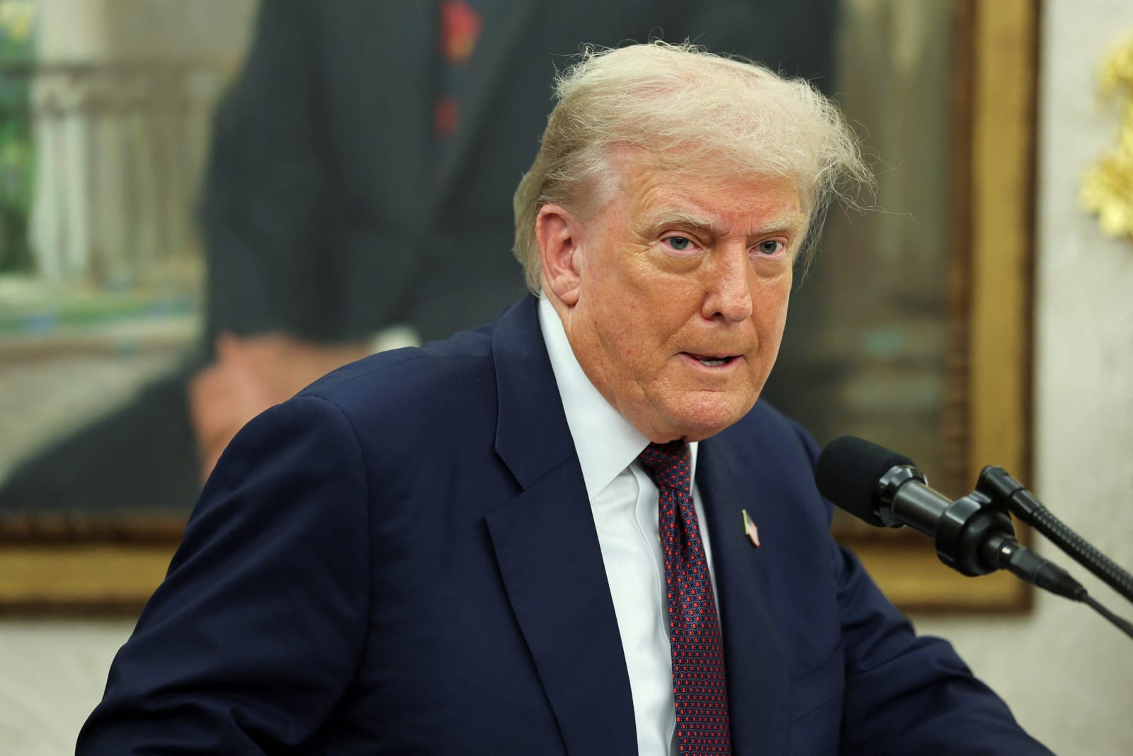 'Something is deeply wrong': Media said to be ignoring Trump's health ...