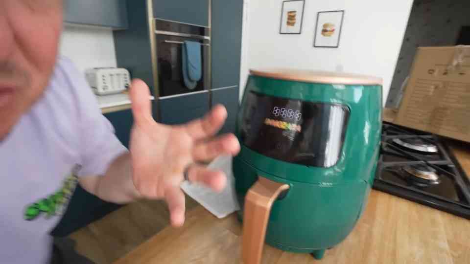 I Tested the Cheapest Air Fryers in the World!