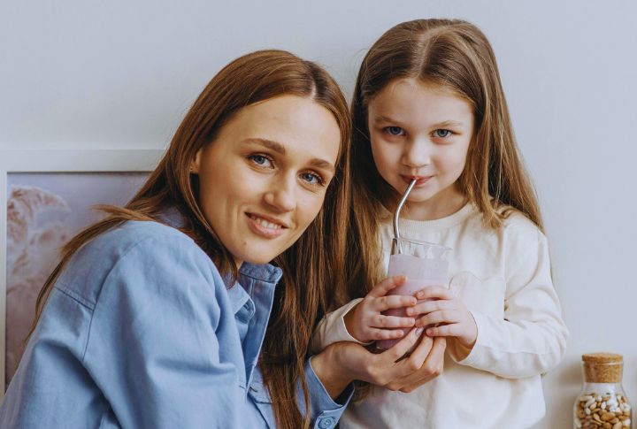 10 Parenting Lines That Get Children's Attention