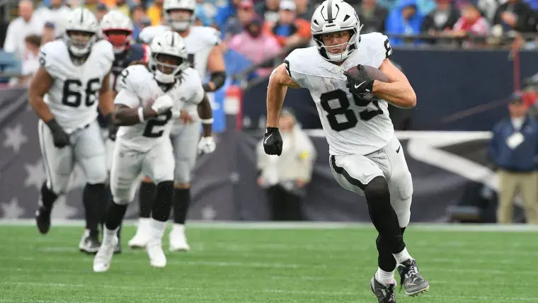 Is Brock Bowers playing this week? Latest news, updates on Raiders star ...