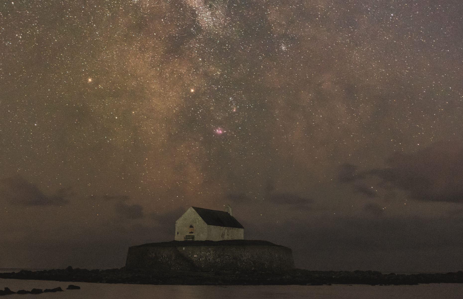 Stunning images that capture the beauty of Britain at night