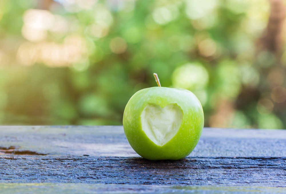 These Science-Backed Benefits Make You Want to Eat Apples Every Day