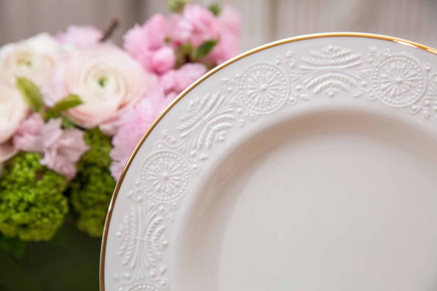 10 Vintage China Sets Worth Thousands From Royal Doulton To Spode ...