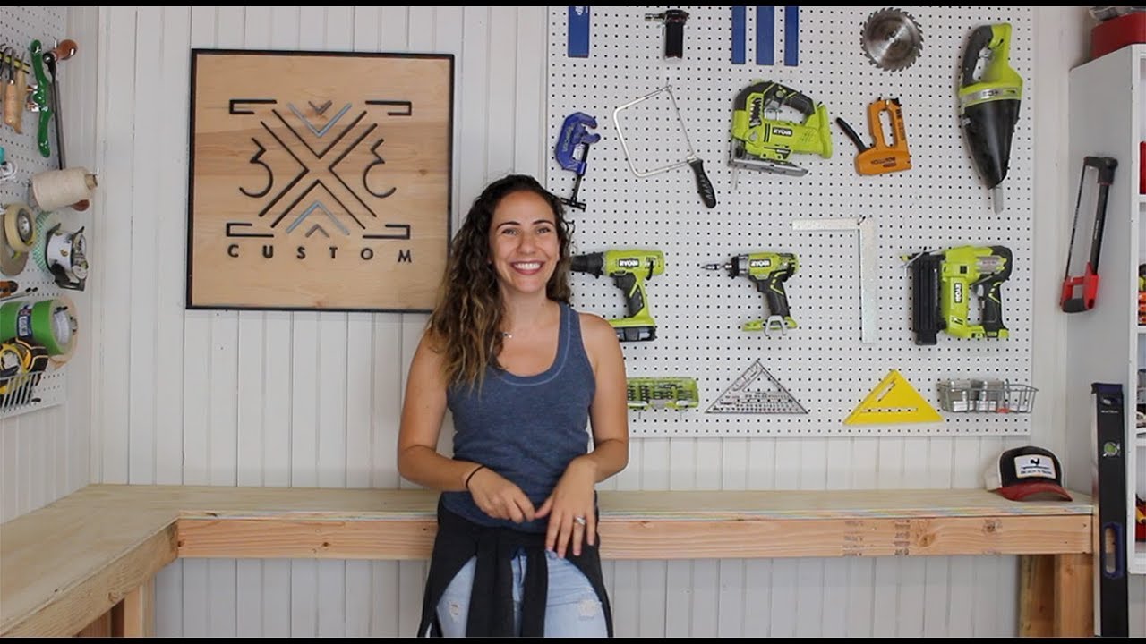 Discover the DIY secrets behind my intro!