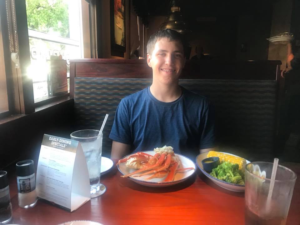 Tyler Robinson Childhood Photos With Guns Spark Debate After Charlie ...