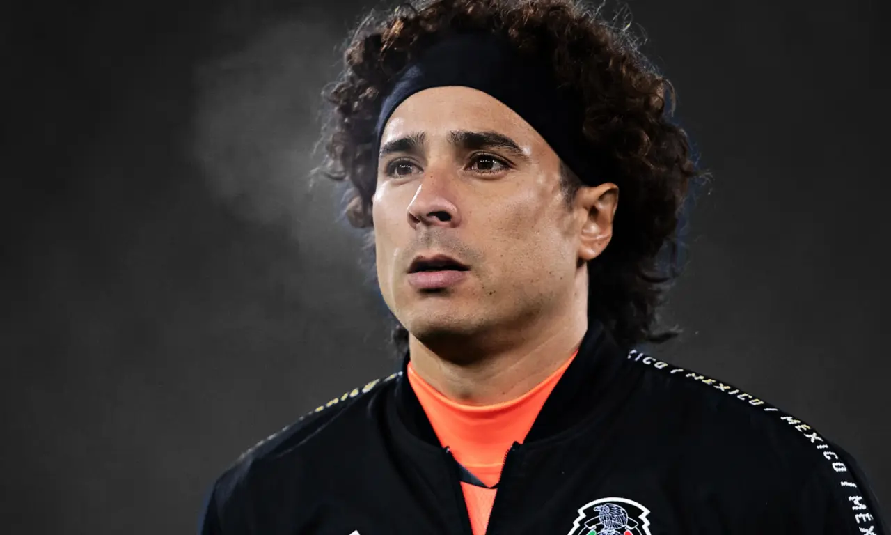 Ochoa llegó a un club que no está entre los 500 primeros del mundo