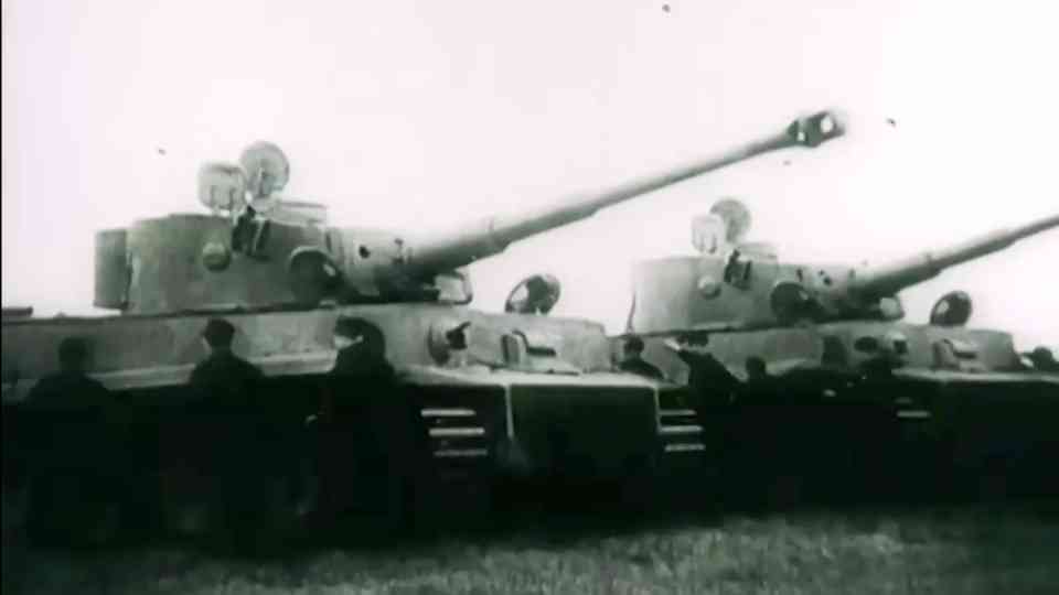 One StuG III, 24 T-34s: Hugo Primozic’s Unbelievable Victory