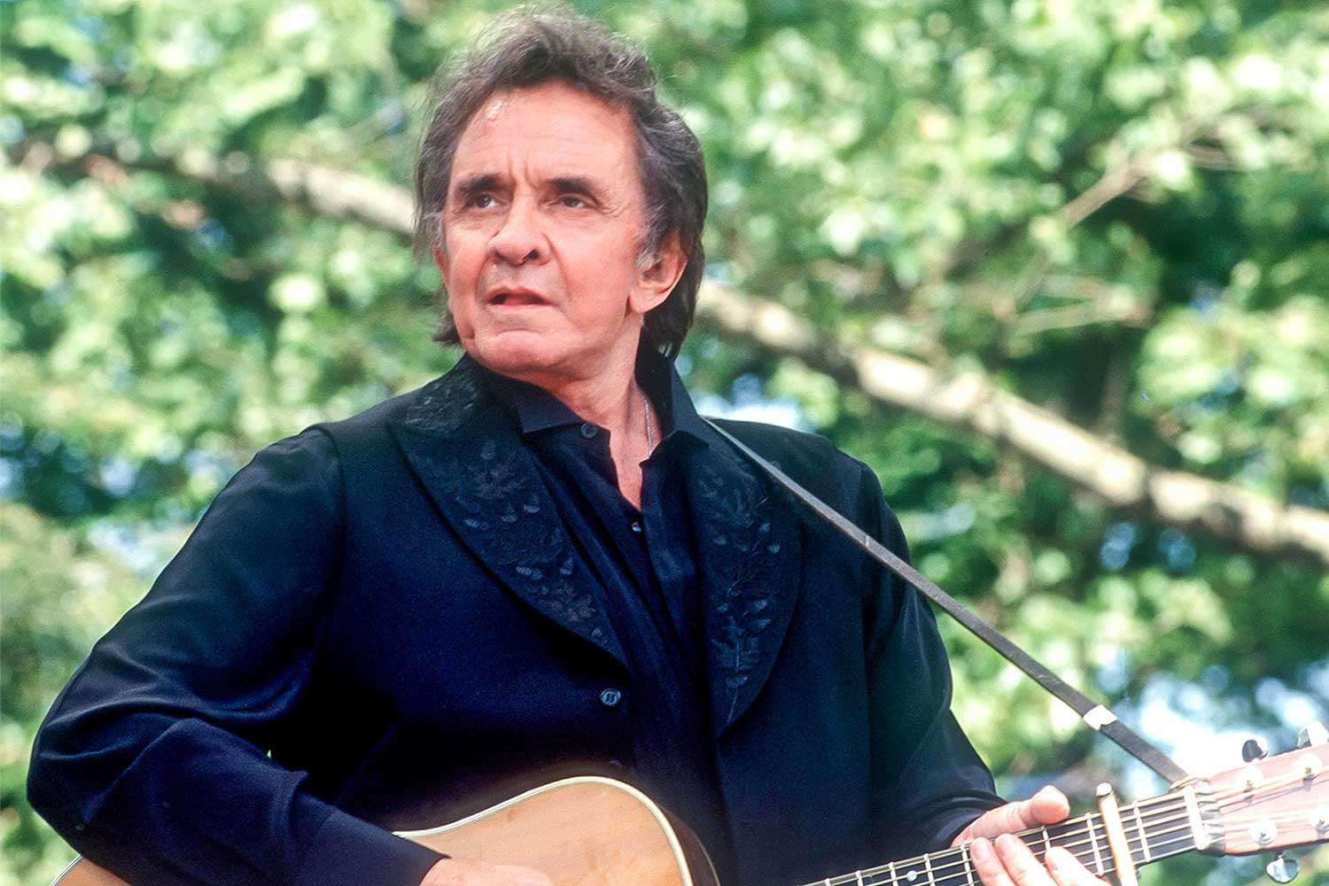 Johnny Cash's Death, 22 Years Later: Inside the Country Legend's Final ...