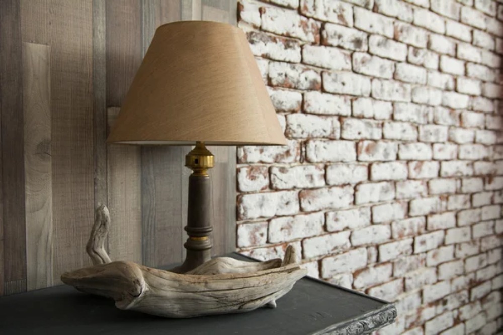 How to Tell if Your Lamps Are Antiques